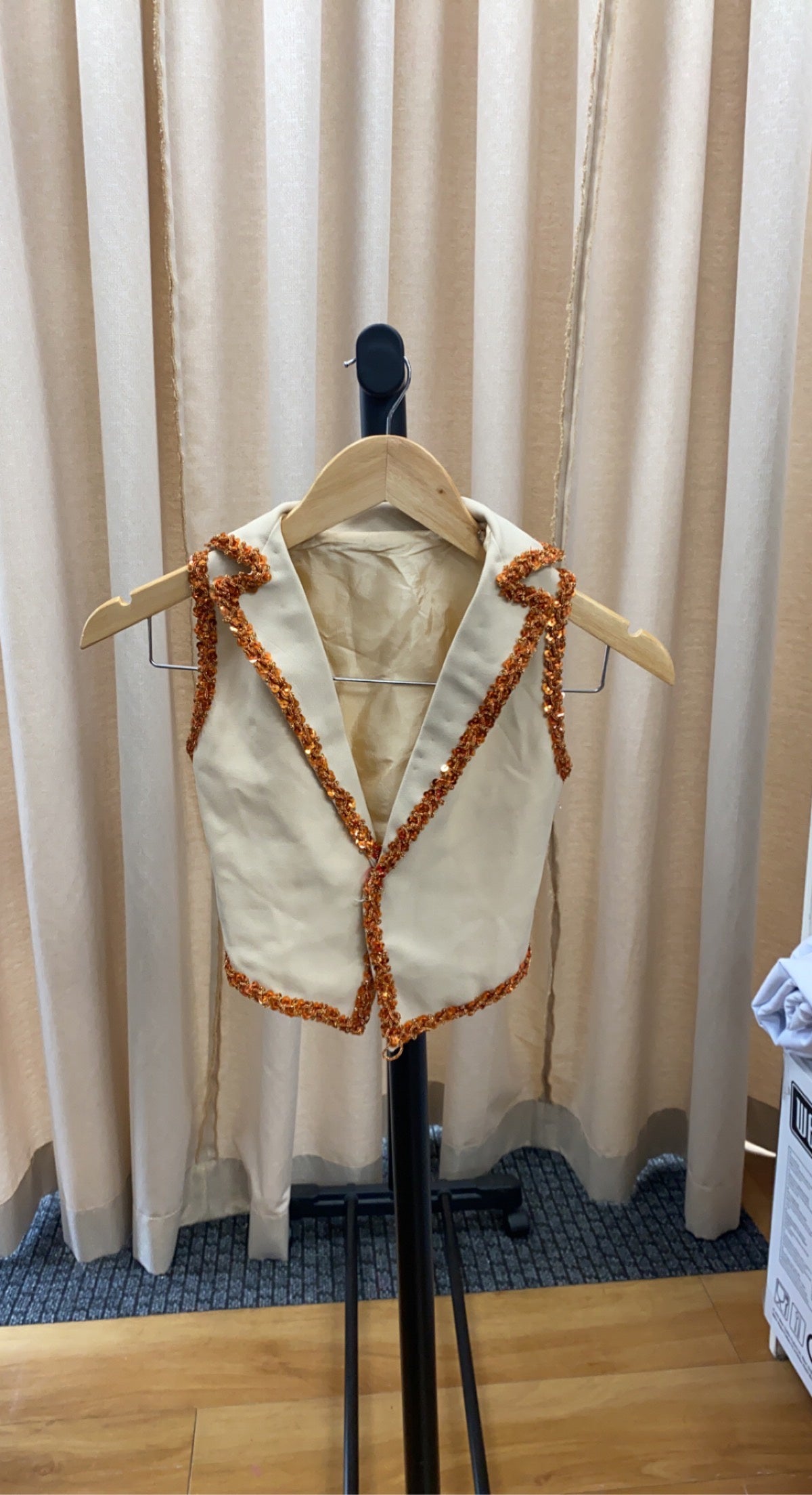 Cream & Copper Vest – The Dance Spot